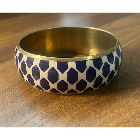 Unbranded | Jewelry | Vintage Enamel Brass Blue Cream Pattern Bangle ...